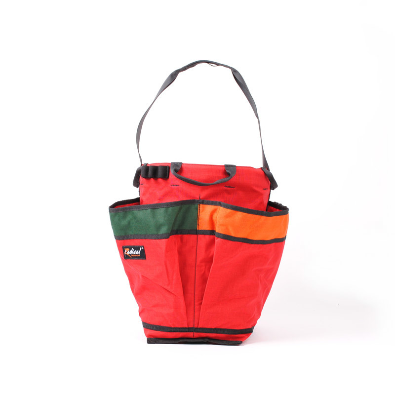 Climbing bucket | Radical Design